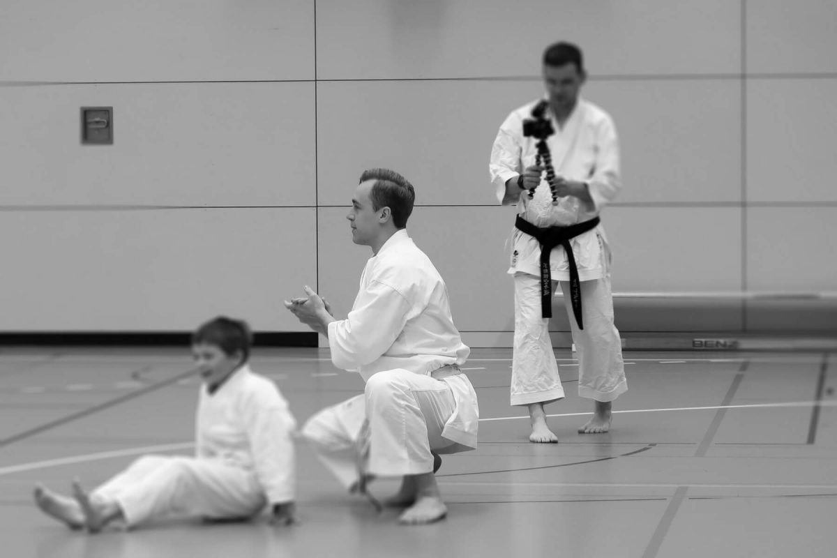 When the Karate Nerd asked me to steal his belt - Olliwaa.com